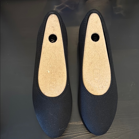 Vivaia | Shoes | Black Minimalist Flats With Rounded Toe | Poshmark